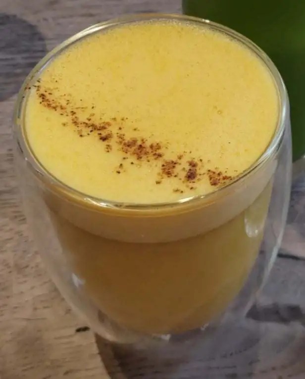Golden milk milkshake recept! (no milk) – Rawvegan.se